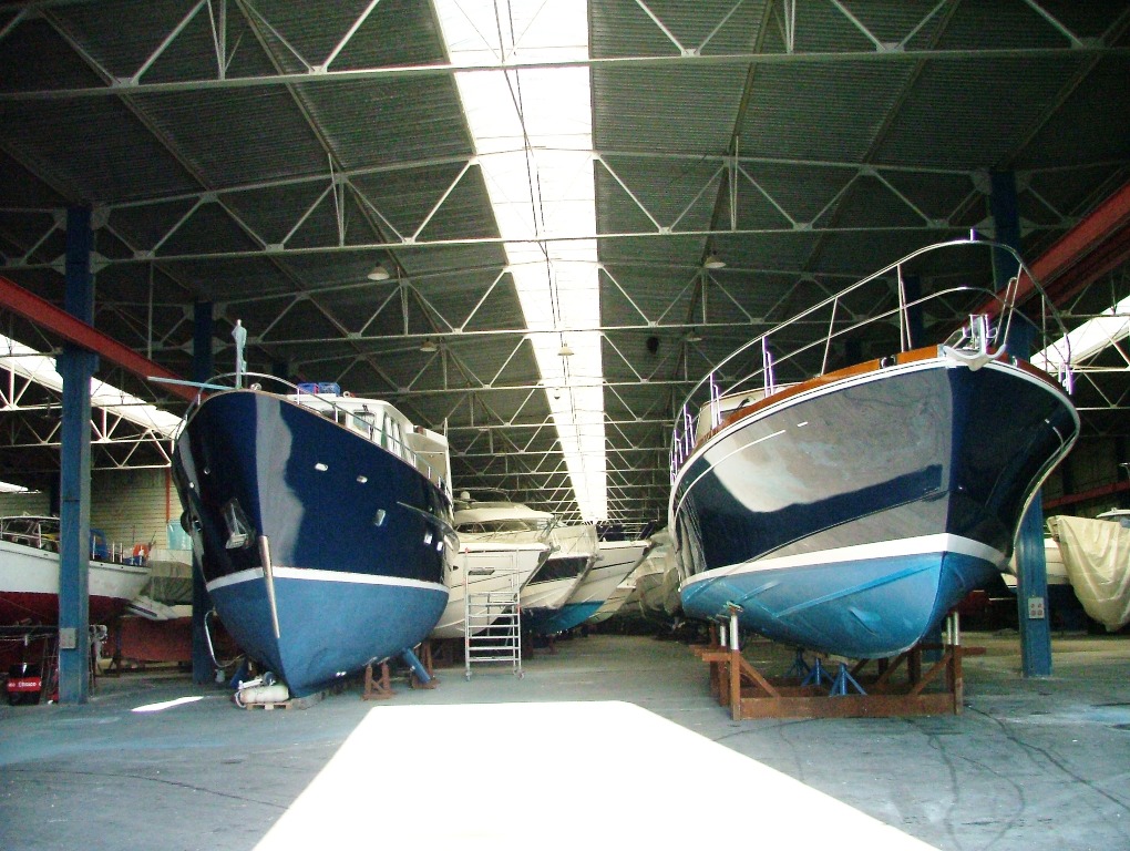 interior-boat-storage-port-napoleon - TransEurope Marinas